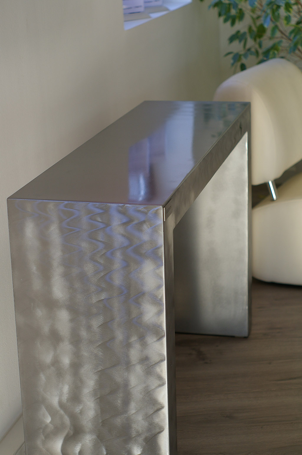 Mobilier design acier Lyon, Mobilier métal Villefranche | Calade Design